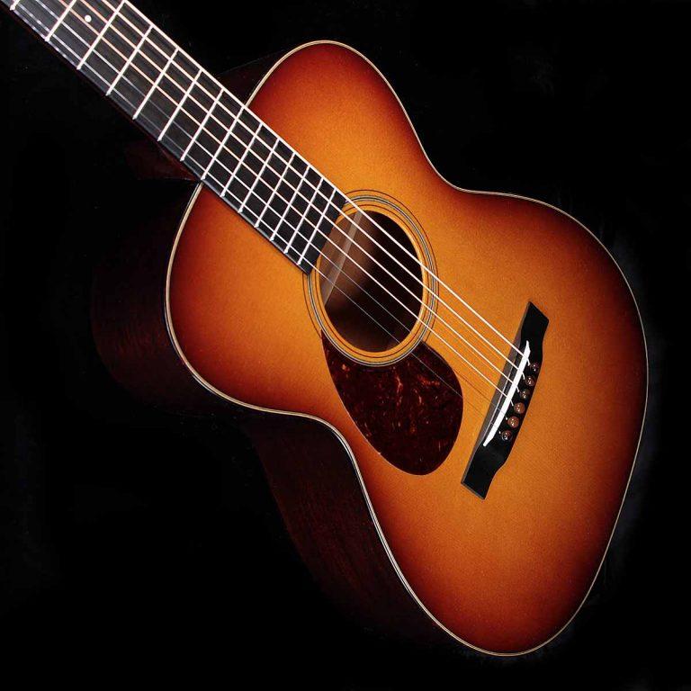 Lefthanded Collings 01 traditional | Lefty Guitars Only