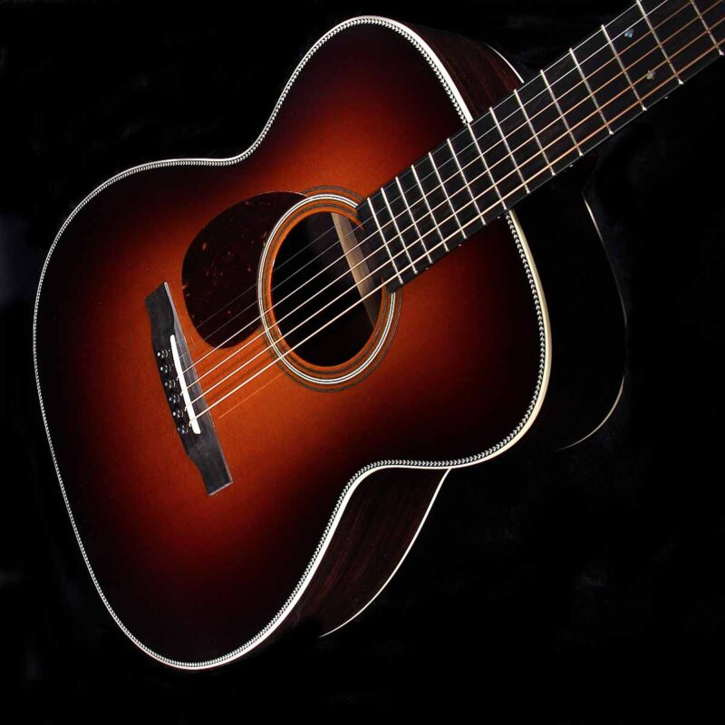 Collings 002H sunburst | Lefty Guitars Only